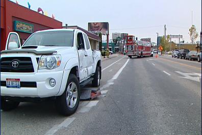 Ladder truck leaves station on call without tillerman. Boise, Idaho rig ...