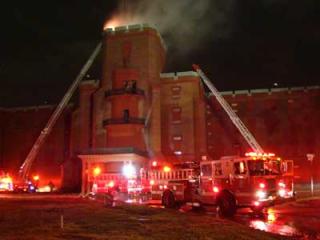 Two-alarm fire at Washington, DC's St. Elizabeth's Hospital - Statter911