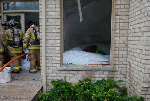 Raw video: Stubborn three-alarm basement fire in Riverwoods, Illinois ...