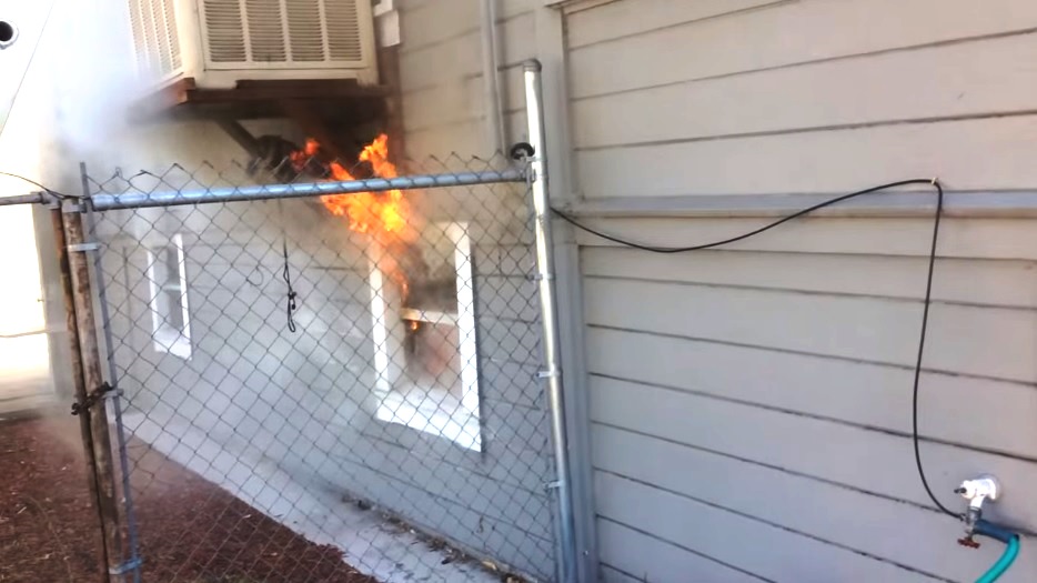 Early video from basement fire in Stockton, CA - Statter911