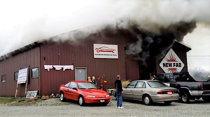 Dash-cam video & radio traffic from Newark, Ohio auto repair shop fire ...