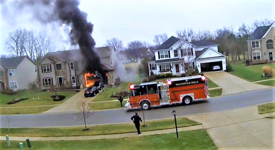 Extreme pre-arrival video shows earliest stages of Ohio house fire ...