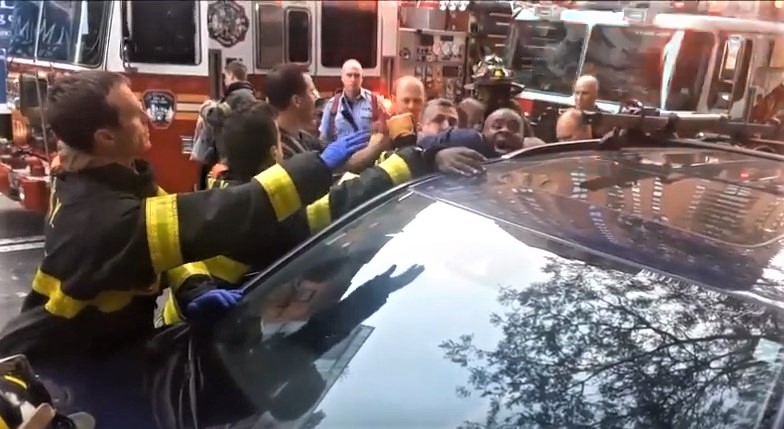 More video of man trying to steal FDNY engine at crash scene - Statter911