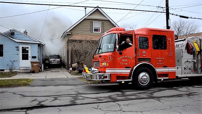 Pre-arrival video & radio traffic from Erie County, New York house fire ...