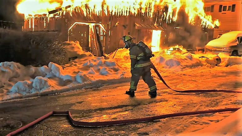 Pre-arrival video & radio traffic from Pennsylvania structure fire ...