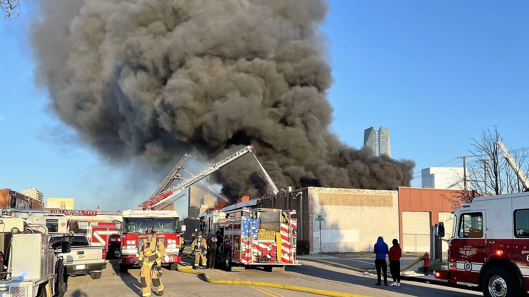 Caught on camera: Collapse at 4-alarm Oklahoma fire - Statter911