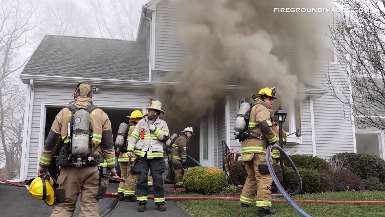 Early video from 3-alarm Massachusetts house fire - Statter911