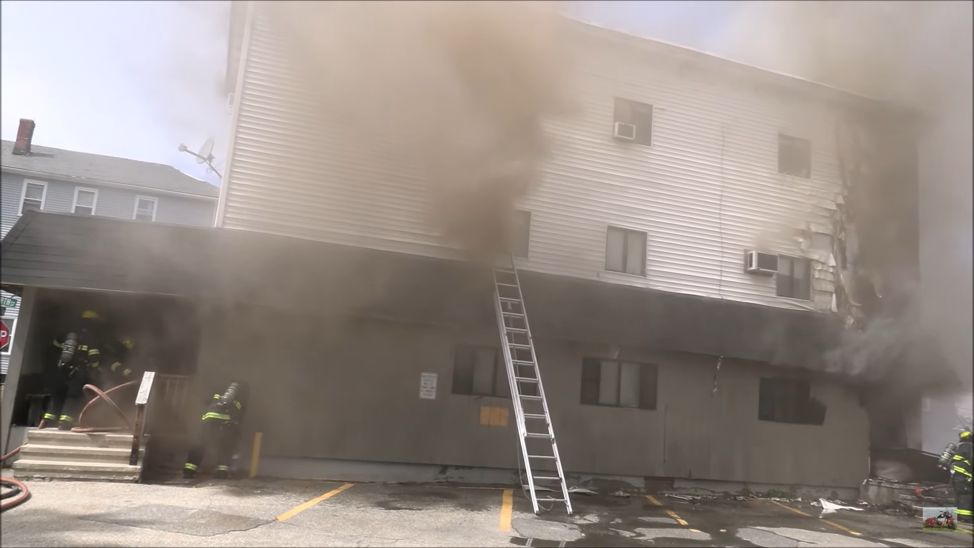 Video: 3-alarm fire in Massachusetts - Statter911